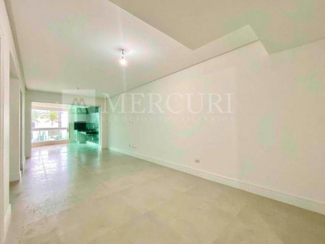 Apartamento no Guarujá, Enseada, com Vista para o Mar, 3 Quartos Sendo 1 Suíte Mercuri Imóveis Gua