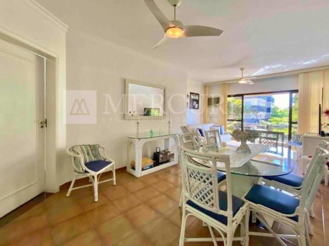 Apartamento no Guarujá, Enseada, Amplo com 3 Quartos