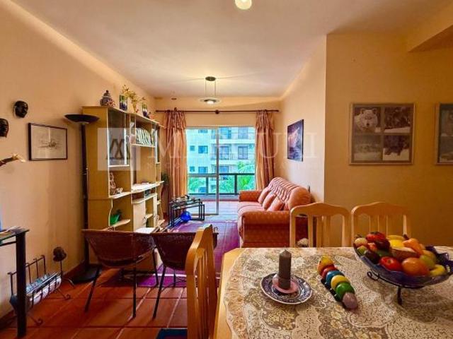 Apartamento no Guarujá, Enseada, Lado Praia, 2 Quartos Mercuri Imóveis Guarujá
