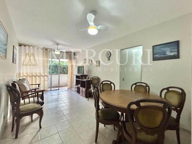 Apartamento no Guarujá, Enseada, Mobiliado, Espaçoso e com Sacada Mercuri Imóveis Imobiliária no