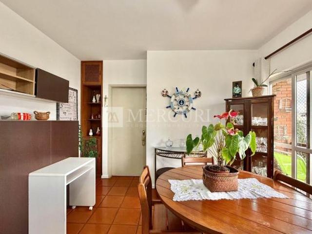 Apartamento no Guarujá, Enseada, Prédio com Lazer Mercuri Imóveis Guarujá