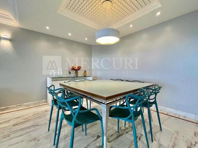 Apartamento no Guarujá, Enseada, Vista Mar com 3 Suítes