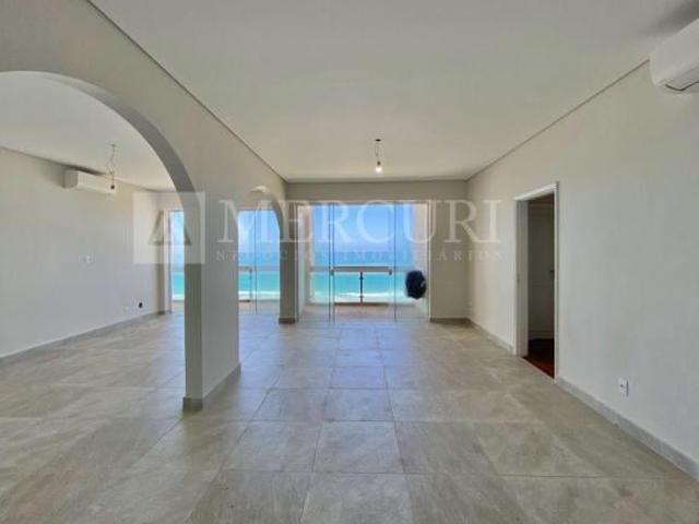 Apartamento no Guarujá, Pitangueiras, 4 Quartos e Sacada com Vista para o Mar Mercuri Imóveis Im