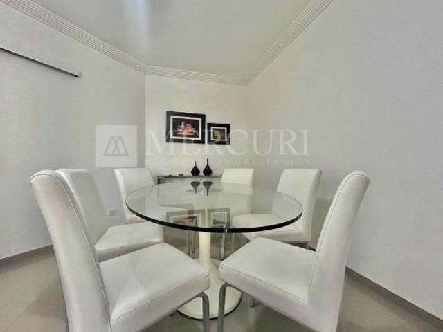 Apartamento no Guarujá, Pitangueiras, 4 Quartos, Sala para 2 Ambientes e Varanda Gourmet Mercuri I