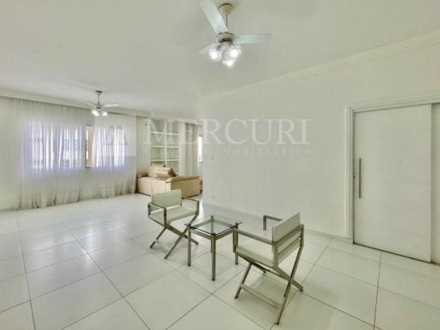 Apartamento no Guarujá, Pitangueiras, 4 Quartos, Sendo Suítes com Vista para o Mar e Sacada Mercur