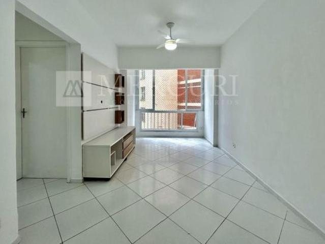 Apartamento no Guarujá, Pitangueiras, 1 Quarto e com Sacada com Vista Parcial para o Mar Mercuri I