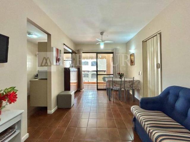 Apartamento no Guarujá, Pitangueiras, 2 Quartos, Sacada e Prédio com Lazer Mercuri Imóveis Imobi