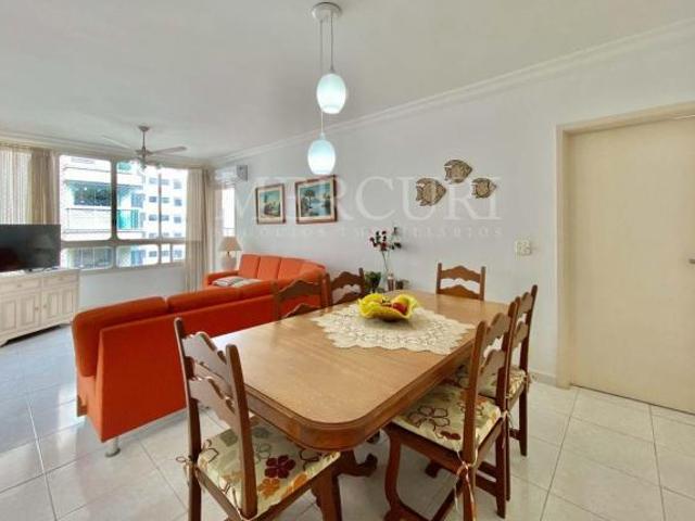 Apartamento no Guarujá, Pitangueiras, 2 Quartos, Sendo 1 Suíte e Sacada com Vista Urbana Mercuri I