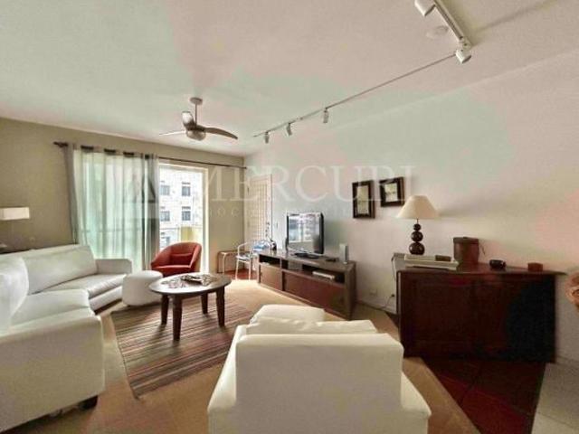 Apartamento no Guarujá, Pitangueiras, 3 Quartos, Sala para 2 Ambientes e Sacada Mobiliado Mercuri I