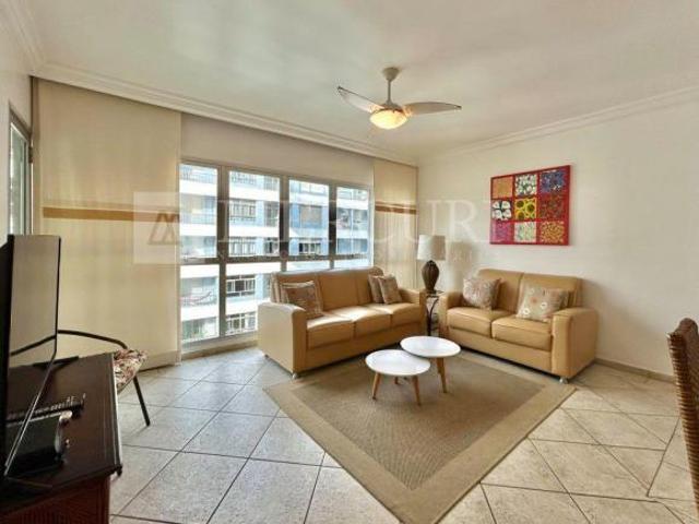Apartamento no Guarujá, Pitangueiras, 3 Quartos, Sendo 1 Suíte e Sacada com Vista para o Mar Mercu