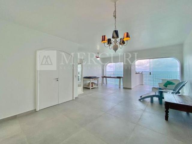 Apartamento no Guarujá, Pitangueiras, 3 Quartos, Sendo 1 Suíte e Sacada com Vista para o Mar Mercu