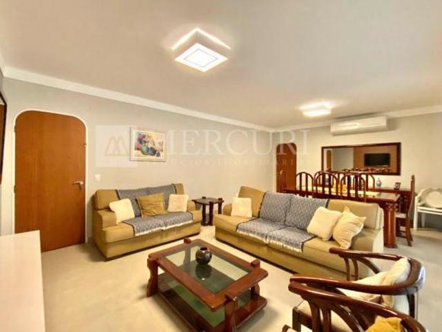 Apartamento no Guarujá, Pitangueiras, 3 Quartos, Sendo 1 Suíte, e Sacada com Vista Urbana Mercuri