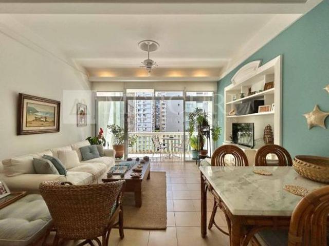 Apartamento no Guarujá, Pitangueiras, 3 Quartos, Sendo 1 Suíte e Sacada Mercuri Imóveis Imobiliá