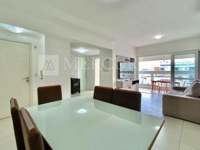 Apartamento no Guarujá, Praia da Pitangueiras, 3 Quartos, Sendo 1 Suíte e Varanda Gourmet com Vista