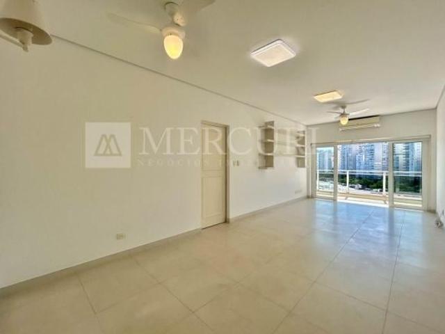 Apartamento no Guarujá, Pitangueiras, 3 Quartos, Sendo Suítes e com Varanda com Vista Total para o M