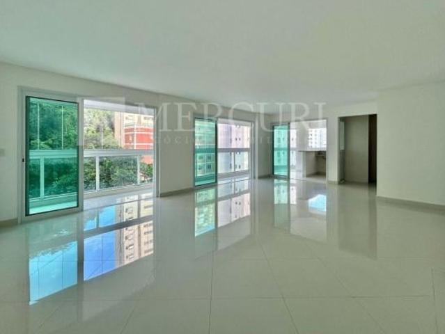 Apartamento no Guarujá, Pitangueiras, 3 Quartos, Sendo Suítes, Varanda Gourmet e Lazer no Prédio M