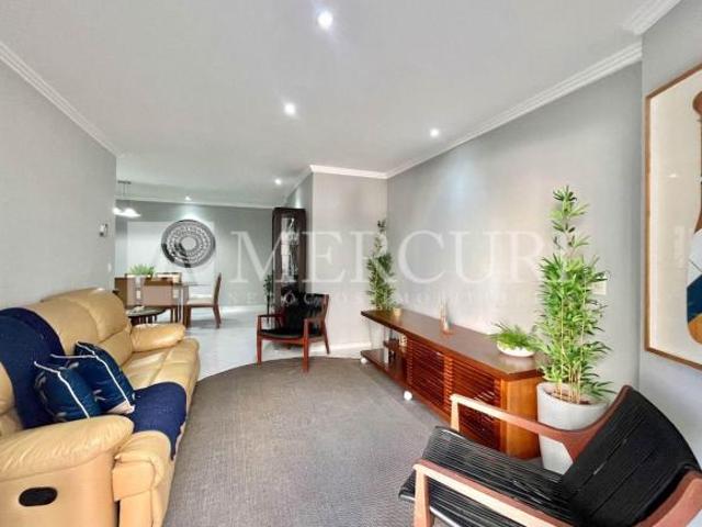 Apartamento no Guarujá, Pitangueiras, Amplo, 4 Quartos, Sacada