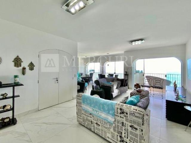 Apartamento no Guarujá, Pitangueiras, Frente Mar, com 3 Quartos