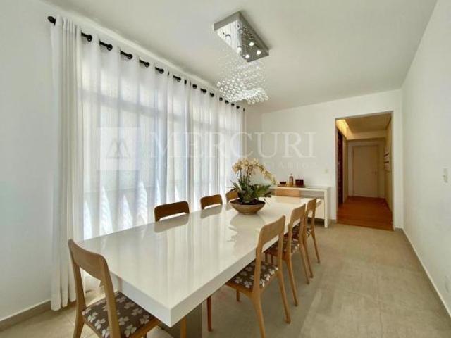 Apartamento no Guarujá, Pitangueiras, Frente Mar, 3 Quartos, Sendo Suítes e Sacada com Vista para o