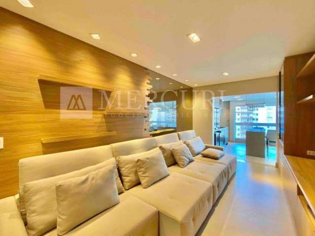 Apartamento no Guarujá, Pitangueiras, Região da Barra Funda, com 3 Suítes e Varanda Gourmet Mercur