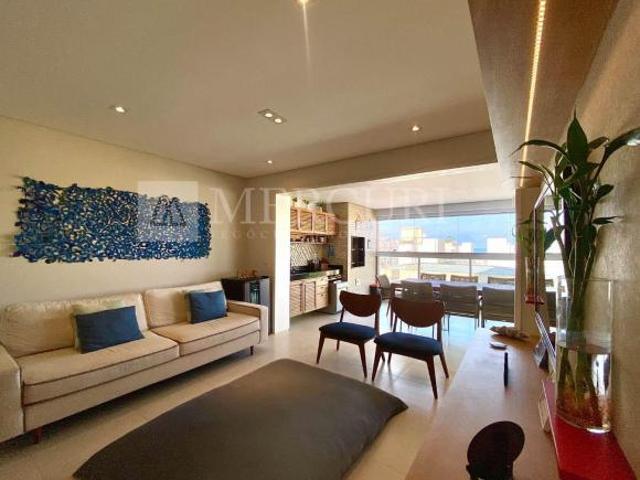 Apartamento no Guarujá, Praia da Enseada, 3 Quartos, Sendo 1 Suíte, Varanda Gourmet e Vista para o M