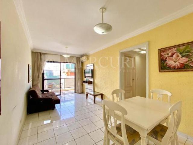 Apartamento no Guarujá, Praia da Enseada, 2 Quartos, Sendo 1 Suíte e Sacada Mercuri Imóveis Imob