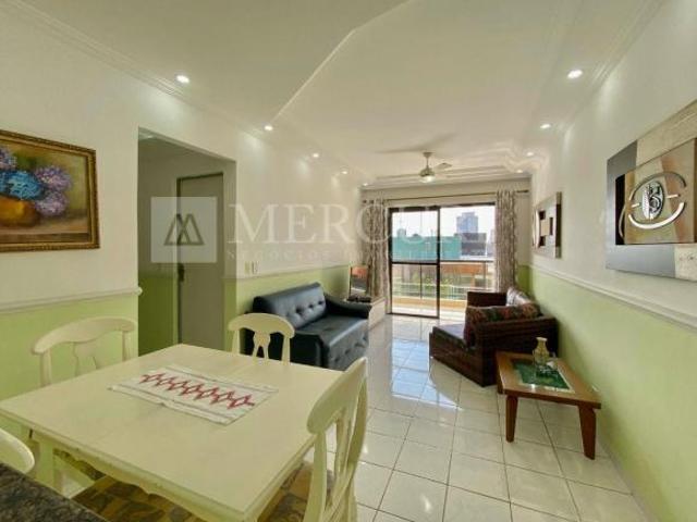 Apartamento no Guarujá, Praia da Enseada, 2 Quartos, Sendo 1 Suíte e Sacada Mercuri Imóveis Imob