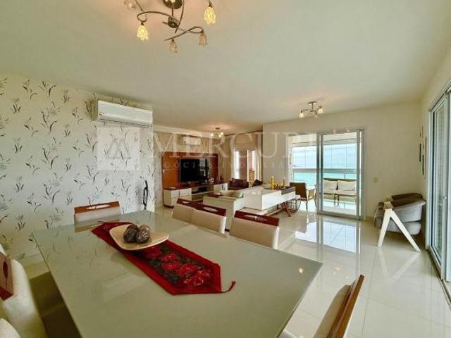 Apartamento no Guarujá,Praia da Enseada, Vista Mar, 4 Dormitórios, sendo 2 Suítes e Varanda Gourmet