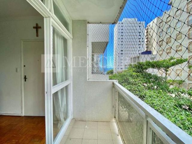 Apartamento no Guarujá, Praia da Pitangueiras, 3 Quartos e Sacada com Vista para o Mar Mercuri Imó