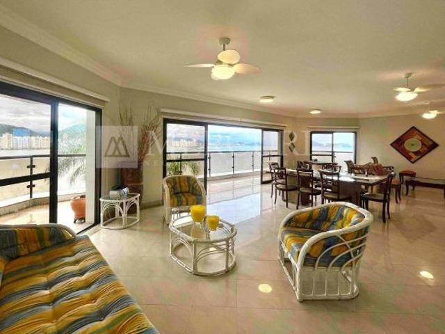 Apartamento no Guarujá, Praia das Astúrias, 4 Quartos, Sendo Suítes e Sacada com Vista Mar Mercuri