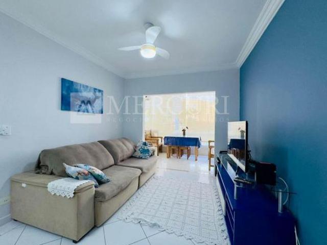 Apartamento no Guarujá, Praia do Tombo, 2 Quartos, Sendo 1 Suíte e Sacada Mercuri Imóveis Imobil
