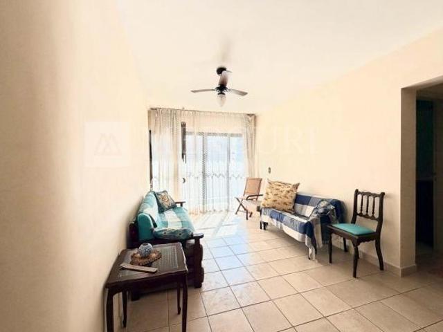 Apartamento no Guarujá, Praia do Tombo, 2 Quartos, Sendo 1 Suíte e Sacada Mercuri Imóveis Imobil