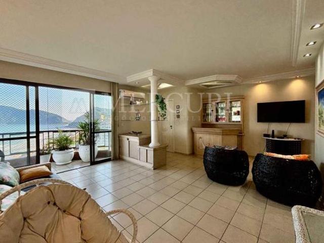 Apartamento no Guarujá, Praia do Tombo, 4 Quartos, Sendo 2 Suítes e Sacada Mercuri Imóveis Imobi