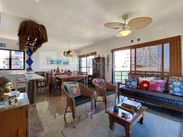 Apartamento no Guarujá, Tombo, 3 Quartos, Sendo 3 Suítes e Sacada com Vista Mar Mercuri Imóveis