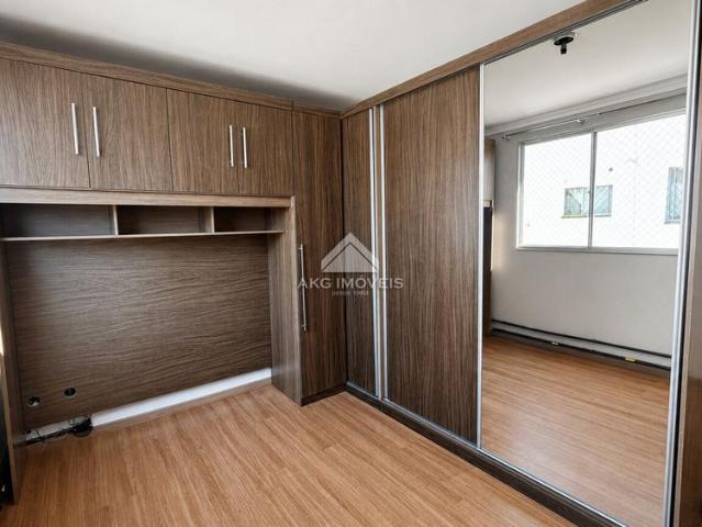 Apartamento no Iná de 58 m² com 2 quartos
