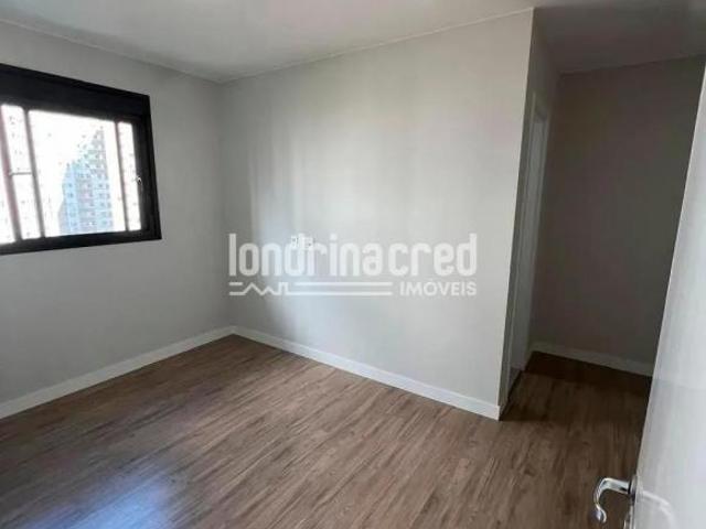 Apartamento no Insight Palhano 62m², 2 banheiros, 1 suíte, sala estendida, sol da manhã, 7º andar