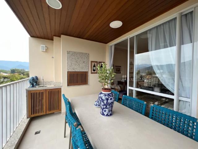 Apartamento no Itaguá, alto padrão em condomínio frente a orla, com lazer completo Ubatuba SP