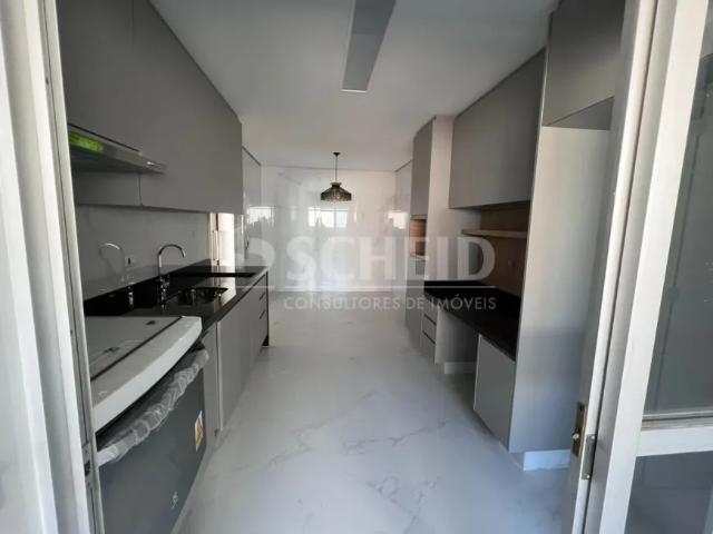 Apartamento no itaim bibi com 190m², 3 quartos sendo um suíte e duas vagas