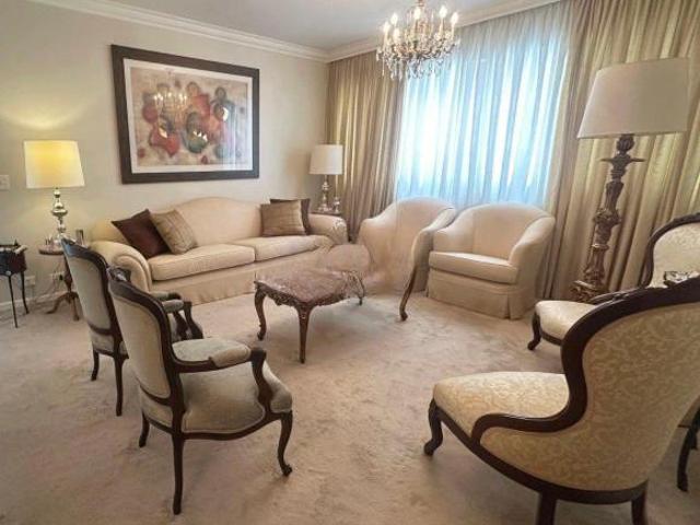Apartamento no Itaim Bibi de 3 Quartos com 1 Vaga 138m² à Venda