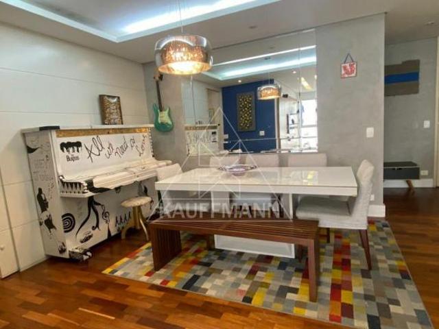 Apartamento no Itaim Bibi para venda e locação:, 3 Dormitórios 1 Suíte, 2 Vagas 130m² A.U