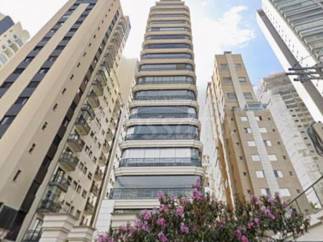 Apartamento no Itaim Bibi