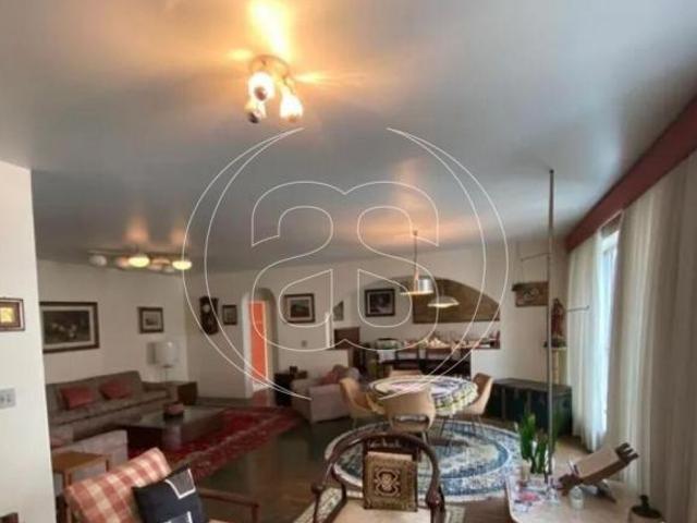 Apartamento no Itaim com 4 dormitórios e 2 vagas