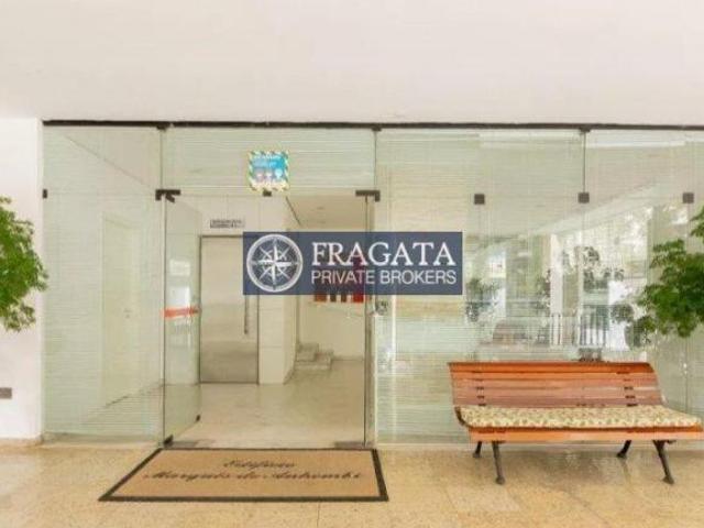 Apartamento no Itaim de 2 dormitórios e 1 vaga Reformado!