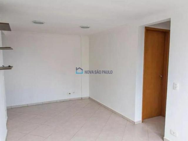 Apartamento no Jardim Celeste, 2 Quartos, 55m², Garagem