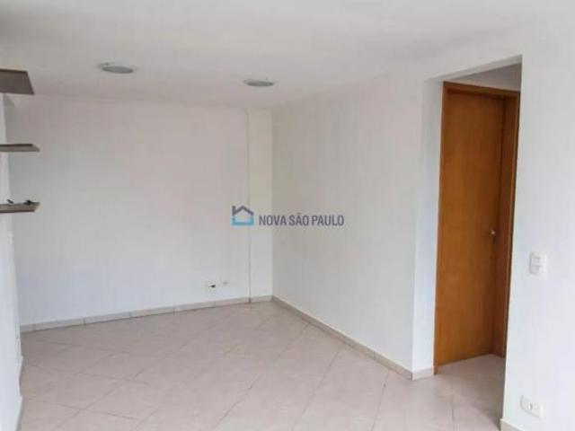 Apartamento no Jardim Celeste, 2 Quartos, 55m², Garagem