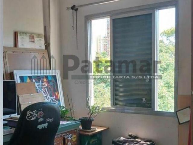 Apartamento no Jardim Adhemar de Barros com ótima localização