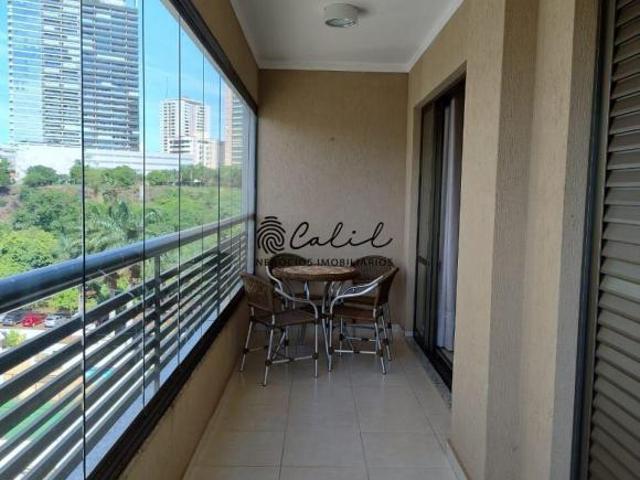 Apartamento no Jardim Botânico com 3 suítes, a poucos metros do Parque Raya e 110 m² de área útil