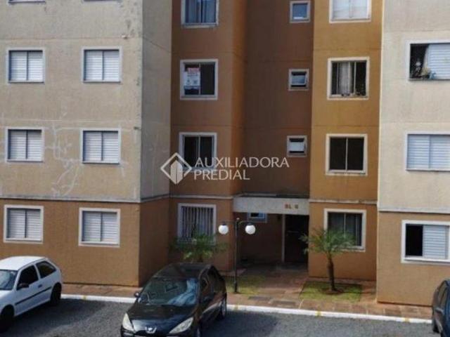 Apartamento no Jardim Betânia Muito Bom Estado