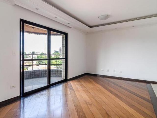Apartamento no Jardim da Saúde com 184m², 3 suítes, 3 vagas