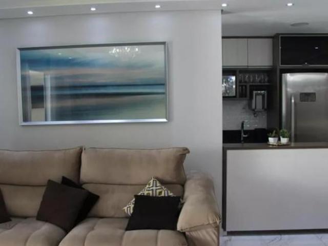 Apartamento no Jardim Flor da Montanha em Guarulhos SP código 2099682